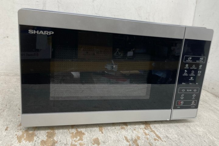 John Pye Auctions - SHARP YC-MS02 MICROWAVE OVEN TO INCLUDE SWAN NORDIC ...